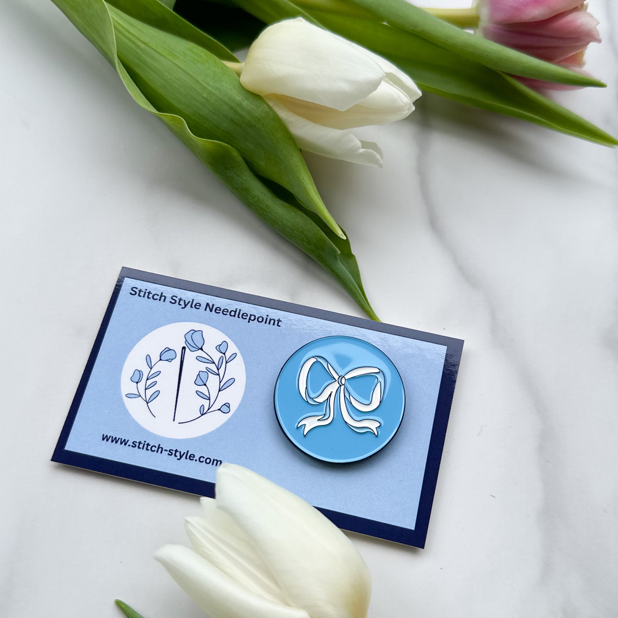 Bow Magnet | Stitch Style Needlepoint